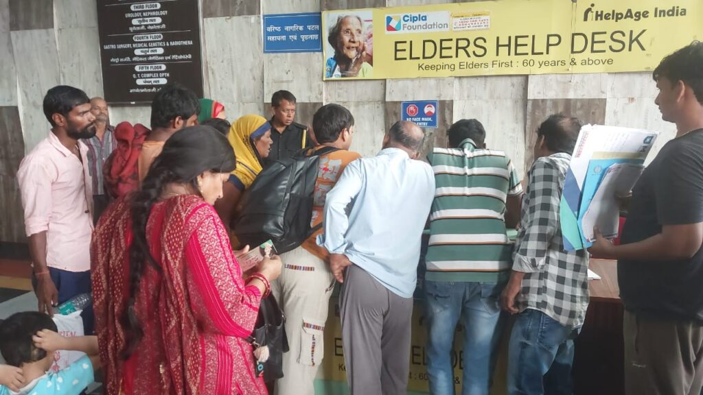 Elder Help Desks | HelpAge India